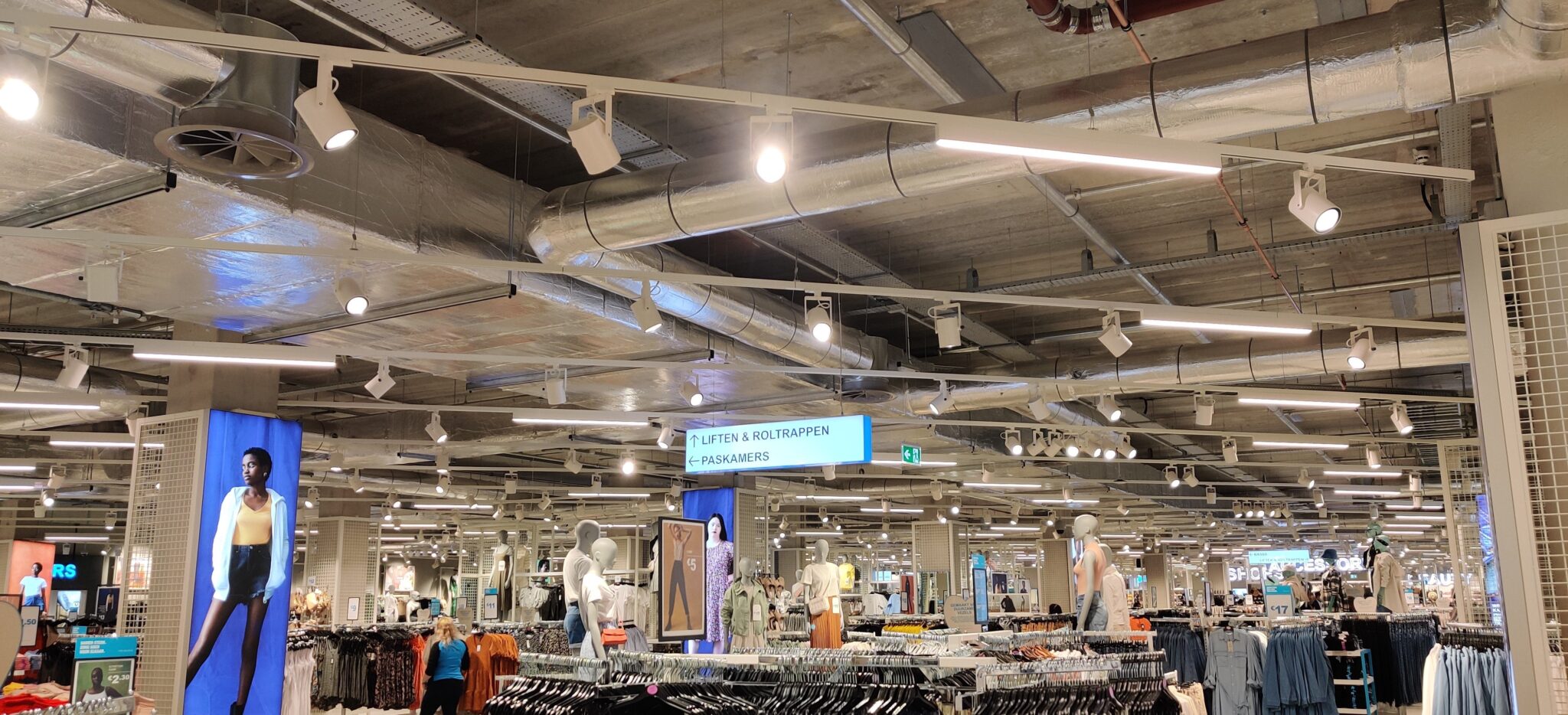 Primark's New Design Enhanced Store in Rotterdam